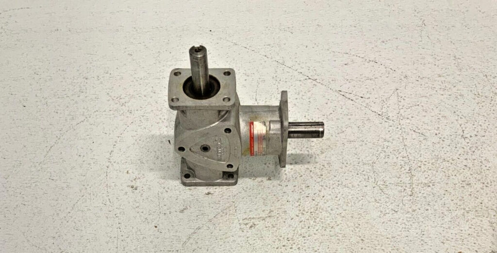 Boston Gear 001 3-Way Spiral Bevel Rear Drive Gear Reducer Reductor ...