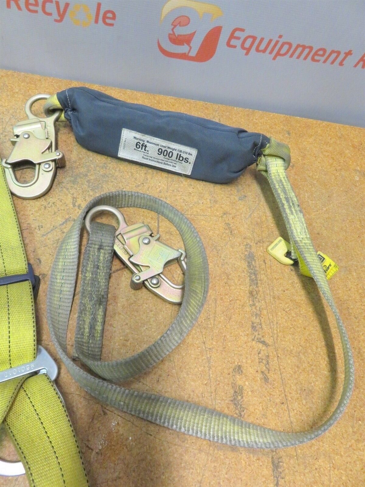 Sala iSafe Intelligent Safety System Harness w/ 6ft Retracting Lifeline ...